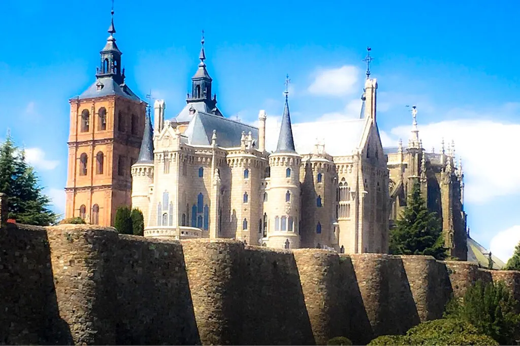 León. Astorga y León - Fundación Caja de Burgos
